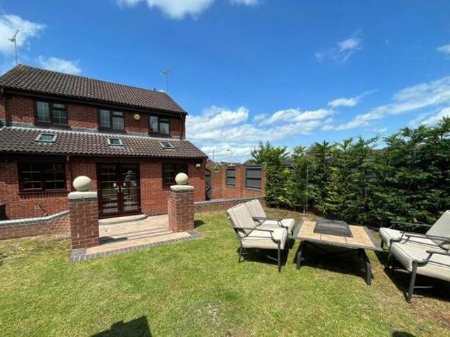 4 Bedroom Detached House For Sale In Coven