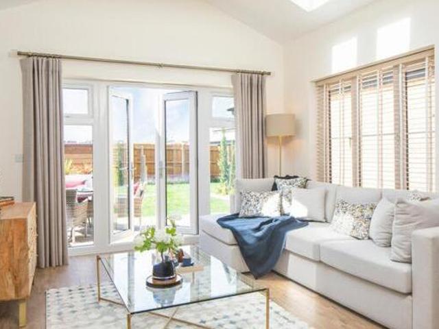 4 Bedroom Detached House For Sale In Coggeshall Road
