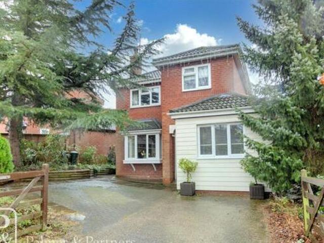 4 Bedroom Detached House For Sale In Colchester, Essex
