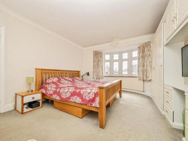 4 bedroom detached house for sale in Colchester Road, Ipswich, IP4