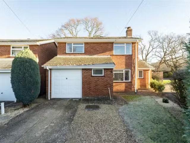 4 bedroom detached house for sale in Colbourne Close, Bransgor.