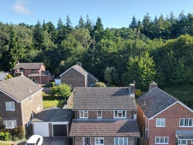4 Bedroom Detached House For Sale In Colehill