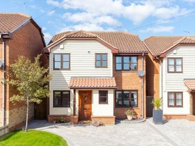 4 Bedroom Detached House For Sale In Colliers End