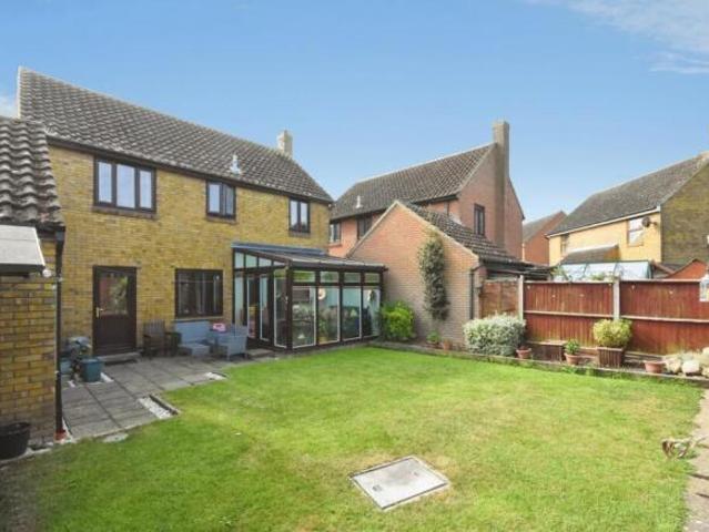 4 bedroom detached house for sale in Colyers Reach, CHELMSFORD, Essex, CM2