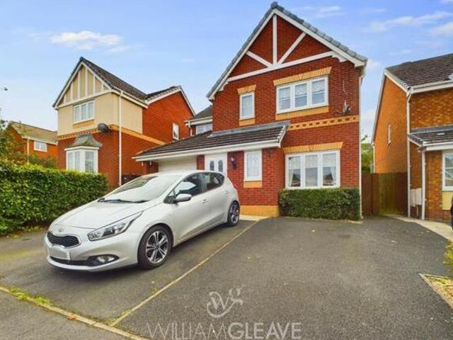 4 Bedroom Detached House For Sale In Connah´s Quay, Deeside