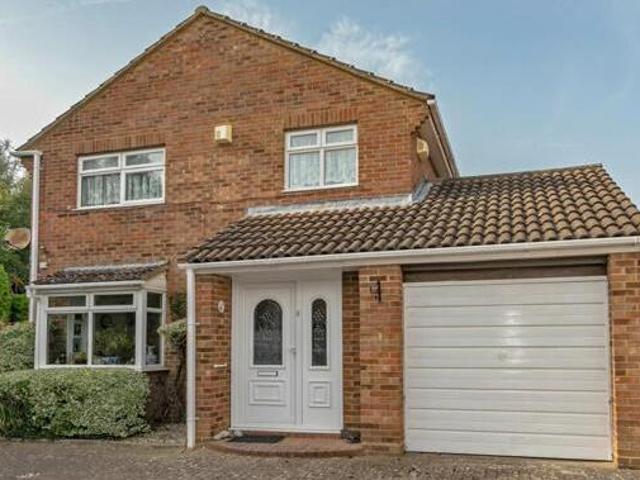 4 Bedroom Detached House For Sale In Conniburrow