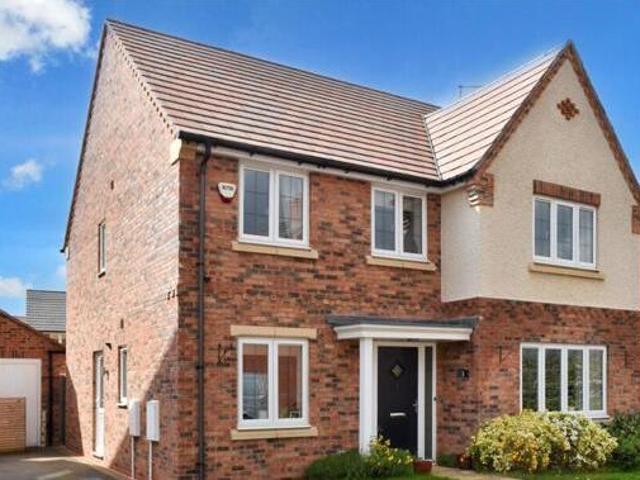 4 Bedroom Detached House For Sale In Copcut, Droitwich Spa