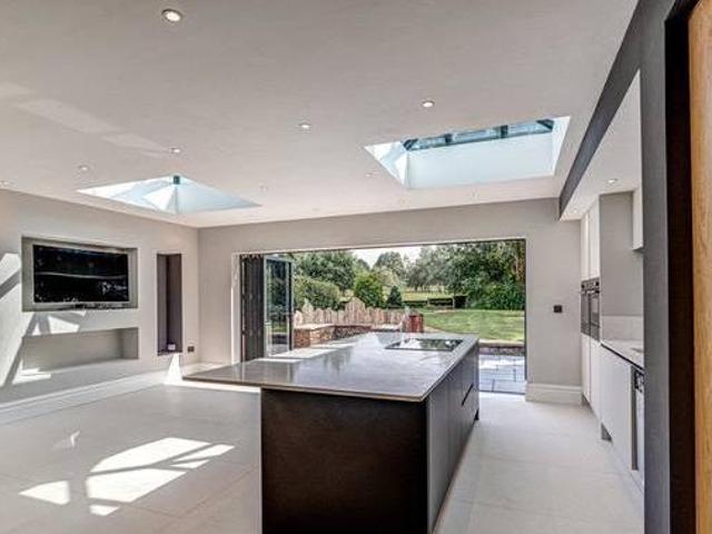 4 bedroom detached house for sale in Coppice Road Poynton Stockport SK12 SK12