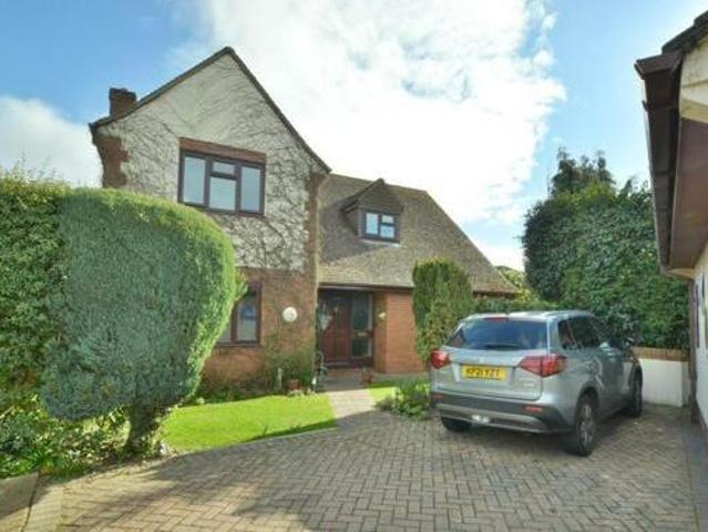 4 Bedroom Detached House For Sale In Corfe Mullen, Dorset