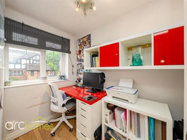 4 bedroom detached house for sale in Corner Gate, Westhoughton, Bolton, BL5