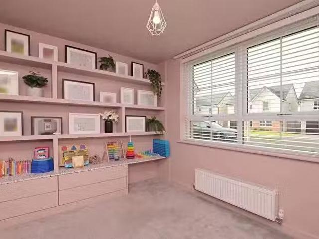 4 Bedroom Detached House For Sale In Catchilraw Drive, Mortonh.
