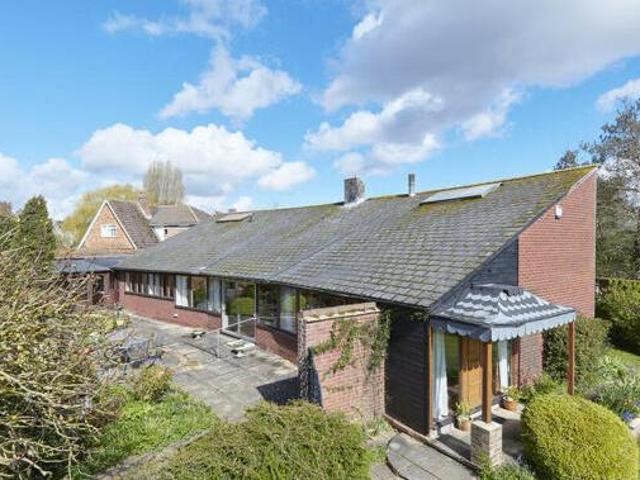 4 Bedroom Detached House For Sale In Cavendish