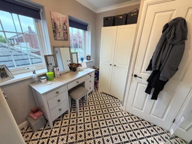 4 bedroom detached house for sale in Caversfield Close, Littleover, DE23