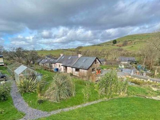4 Bedroom Detached House For Sale In Caernarfon, Gwynedd
