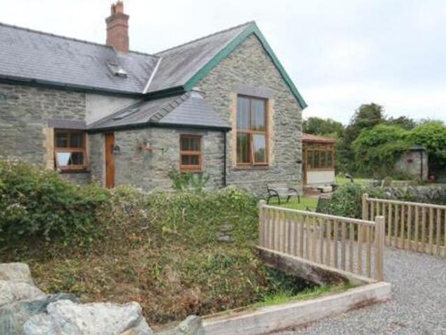 4 Bedroom Detached House For Sale In Caergeiliog