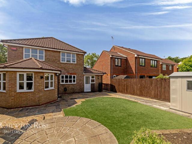 4 bedroom detached house for sale in Caldecotte Lane, Caldecotte, Milton Keynes, MK7