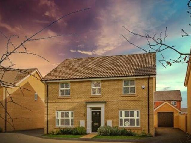 4 Bedroom Detached House For Sale In Caldecote, Cambridgeshire