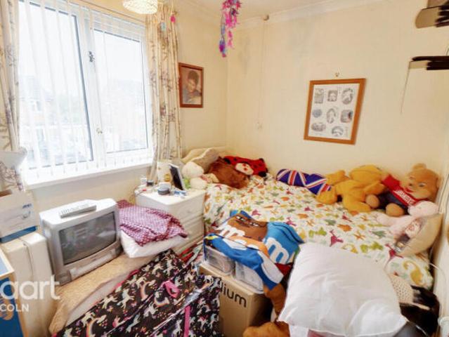 4 bedroom detached house for sale in Calder Road, Lincoln, LN5