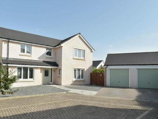 4 Bedroom Detached House For Sale In Calderwood, East Calder
