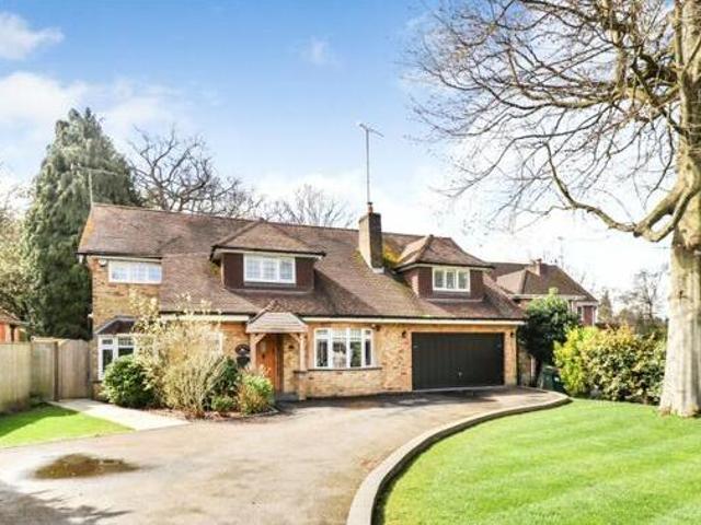 4 Bedroom Detached House For Sale In Camberley, Surrey