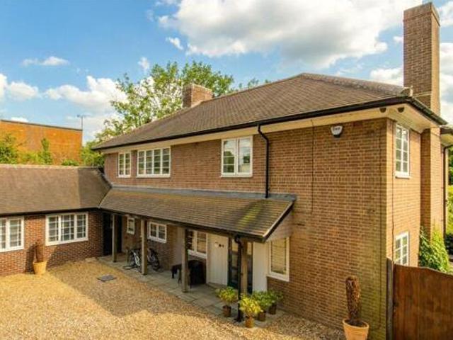 4 Bedroom Detached House For Sale In Cambridge, Cambridgeshire