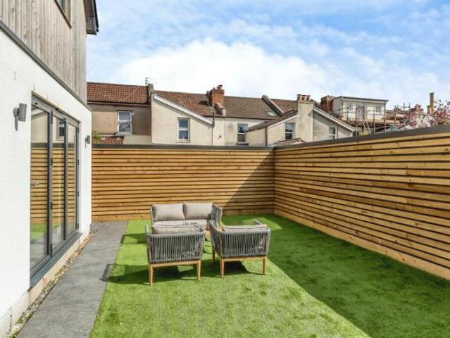 4 bedroom detached house for sale in Cambridge Road, Bristol, BS7