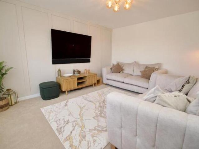 4 bedroom detached house for sale in Campbell Close, Coventry, CV4