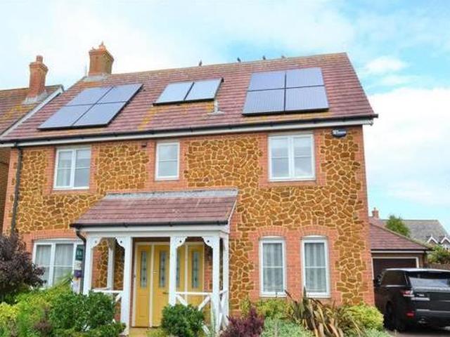 4 bedroom detached house for sale in Campbell Close Hunstanton PE36