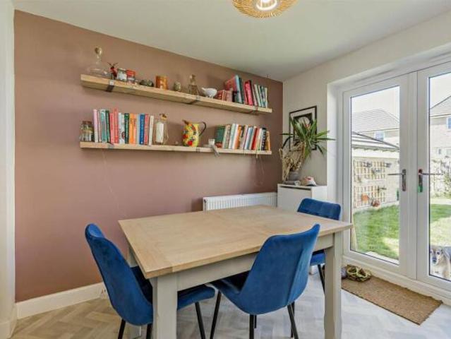 4 bedroom detached house for sale in Canter Way, Bradford, BD2