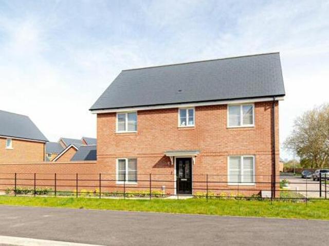 4 Bedroom Detached House For Sale In Canterbury