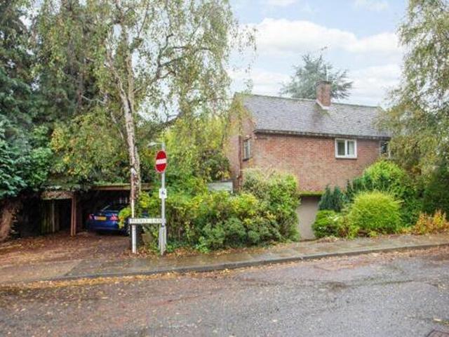 4 Bedroom Detached House For Sale In Canterbury