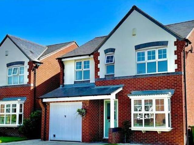4 Bedroom Detached House For Sale In Carlton, Wakefield