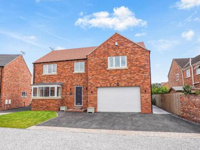 4 Bedroom Detached House For Sale In Carlton, Goole
