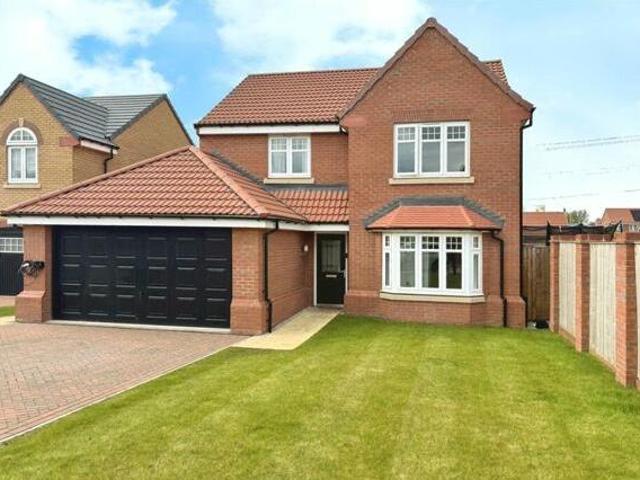 4 Bedroom Detached House For Sale In Carlton, Goole