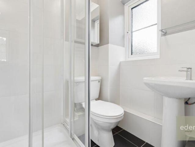 4 bedroom detached house for sale in Carmans Close, Loose, ME15