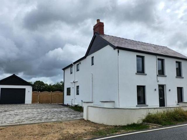 4 Bedroom Detached House For Sale In Carmarthen, Carmarthenshire
