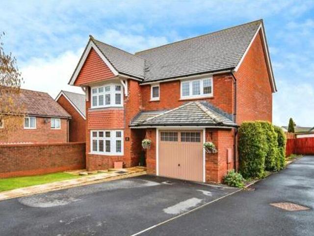 4 Bedroom Detached House For Sale In Carmarthen, Carmarthenshire