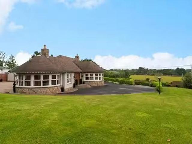 4 Bedroom Detached House For Sale In Carnbane Road, Lisburn, B.