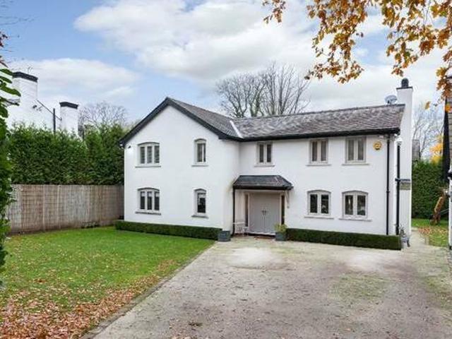 4 bedroom detached house for sale in Carrwood Altrincham Greater Manchester WA15