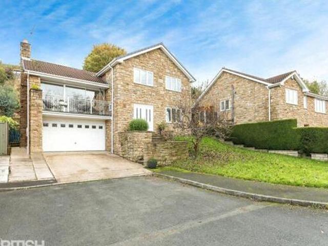 4 Bedroom Detached House For Sale In Castleford, West Yorkshire