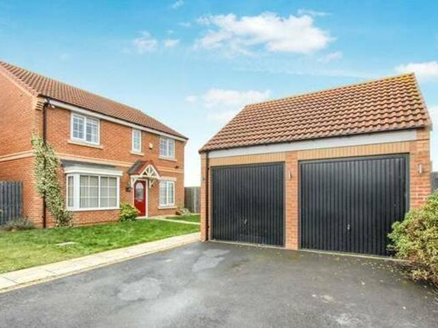 4 bedroom detached house for sale in Cedarwood Road High Farm TS6