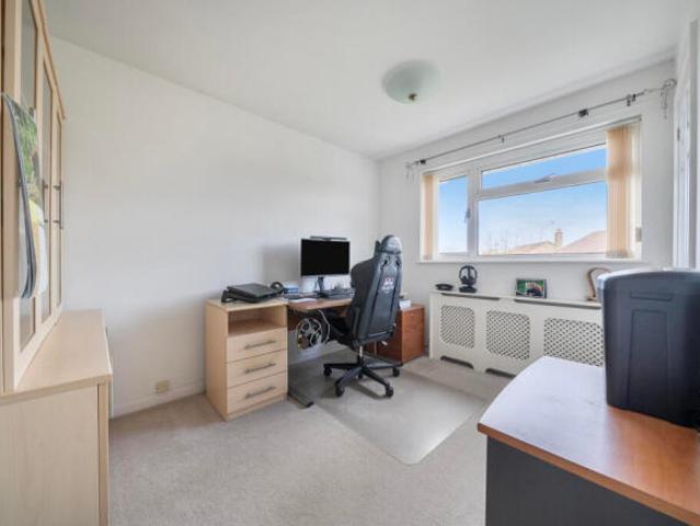 4 bedroom detached house for sale in Chudleigh, Freshbrook, Swindon, SN5 8NQ, SN5