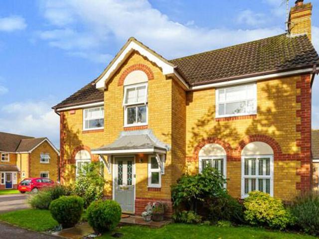 4 Bedroom Detached House For Sale In Church Crookham