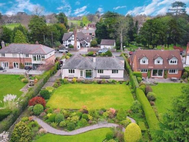 4 bedroom detached house for sale in Church Lane, Upton, Chester, CH2