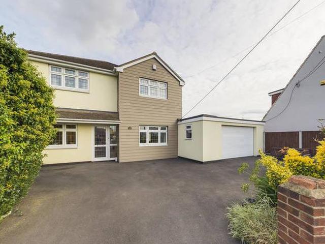 4 bedroom detached house for sale in Church Road Benfleet SS7