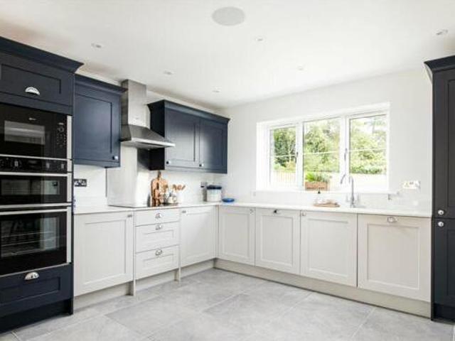 4 Bedroom Detached House For Sale In Church Street, Hilperton
