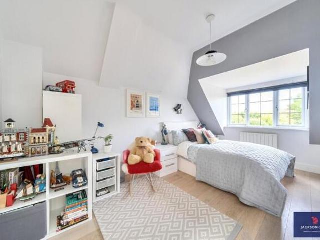 4 bedroom detached house for sale in Church Way, Northampton, NN3