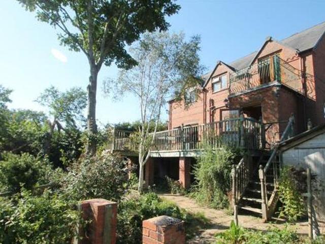 4 Bedroom Detached House For Sale In Churchstoke