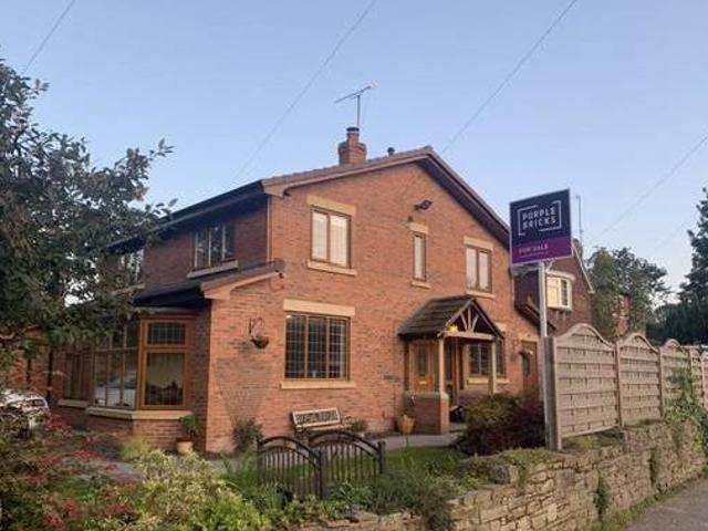 4 bedroom detached house for sale in Chadderton Fold Chadderton OL1 OL1