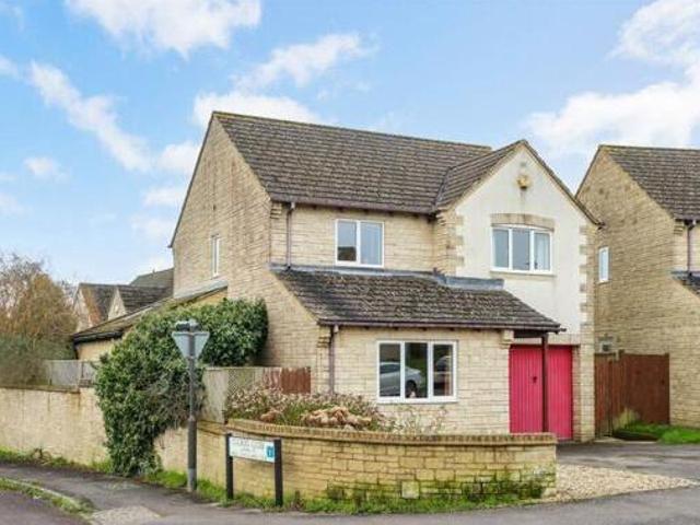 4 Bedroom Detached House For Sale In Chalford